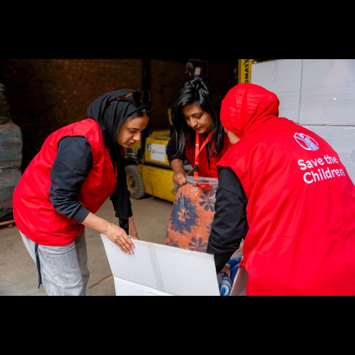 How are children in Gaza being denied lifesaving aid? | Save the ...